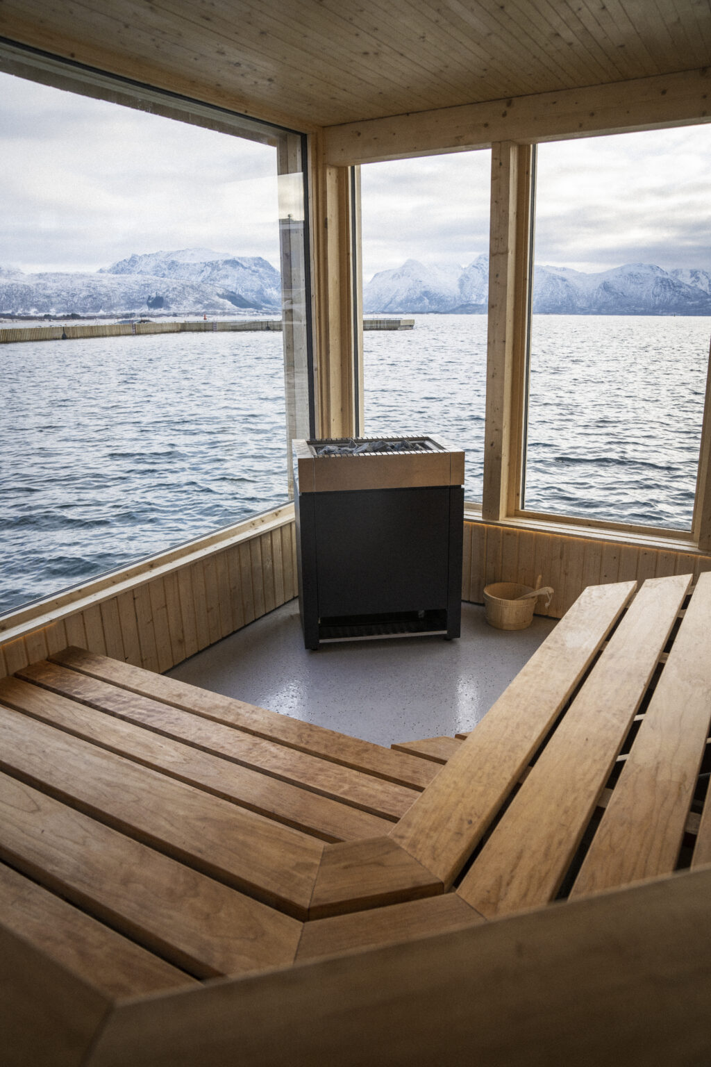 Sauna and cold plunge bliss in Vesterålen - pust.io